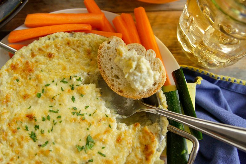 Hot Artichoke Dip and Garlic Bread Rounds Recipe - Reily Products