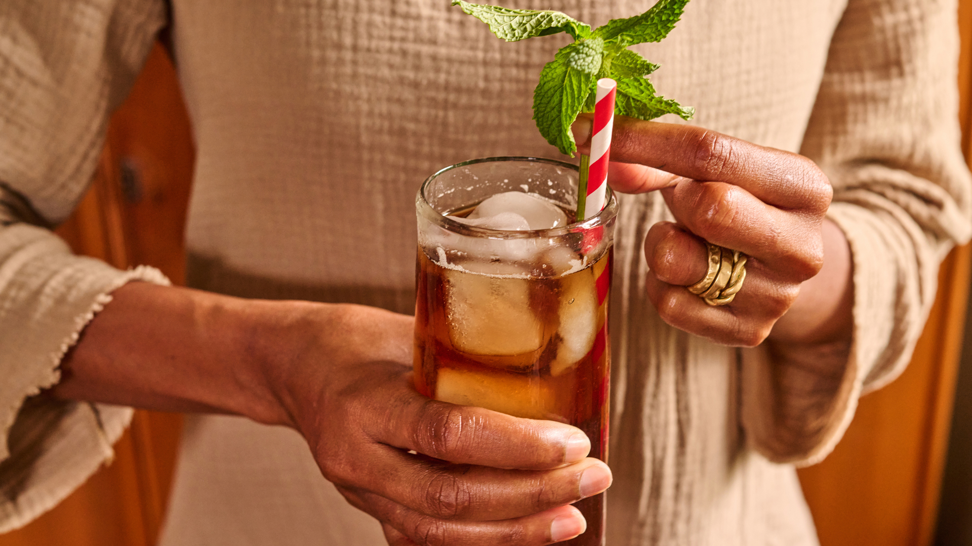 Mint Iced Tea Recipe - Reily Products